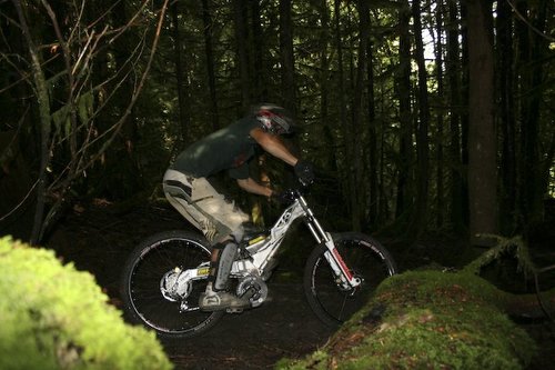 Independent Drive for an Independent Rider - 2008 GT DHi Review by ...