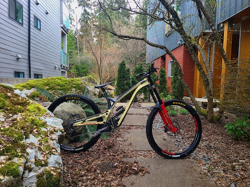 Results for "commencal supreme" - Pinkbike BuySell Search