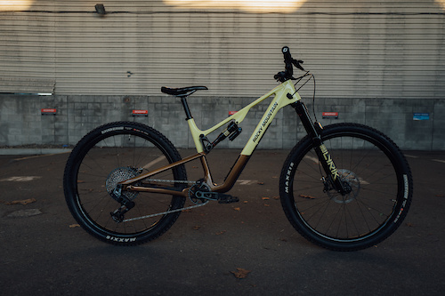 Results for "2025 pro race" - Page 2 - Pinkbike BuySell Search