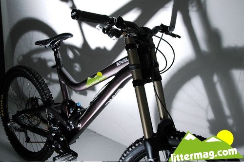 Evil Revolt Spy Shots - Pinkbike