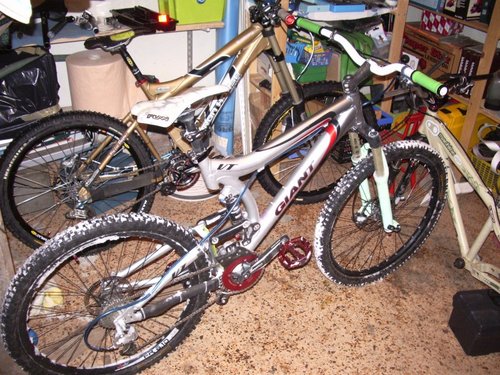 Giant VT Ideas for color scheme - Pinkbike Forum