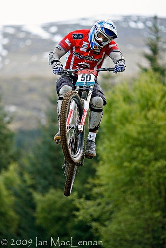 SDA Round 2: Fort William - Pinkbike