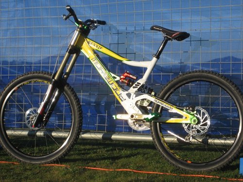 Nathan Rennie and Mitchell Delfs' World Champs Morewood Bikes - Pinkbike