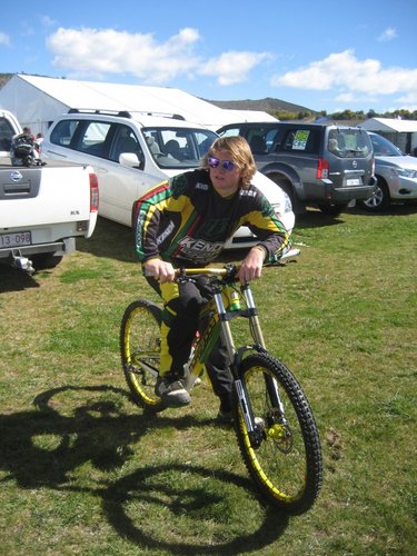 Nathan Rennie and Mitchell Delfs' World Champs Morewood Bikes - Pinkbike