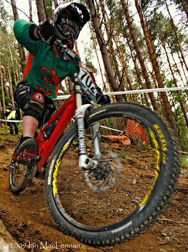 2009 SDA Finals | Innerleithen - Pinkbike