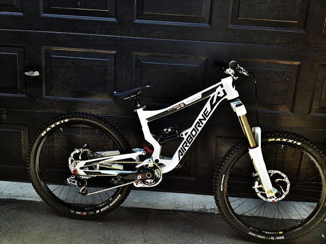 Sexiest DH bike thread. Don't post your bike. Rules on first page ...