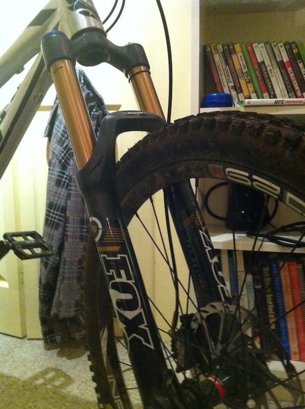 2013 ALMOST NEW 160mm Fox Float 36 RC2 FIT tapered For Sale