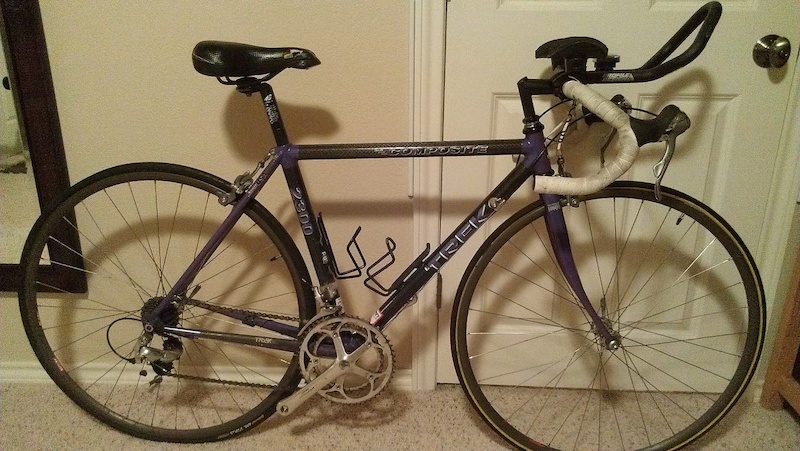 TREK 2300 Composite 47 cm For Sale