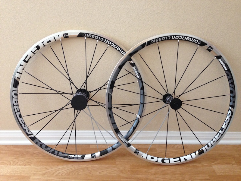 2013 American Classic Argent Road Tubeless, 10/11 speed For Sale