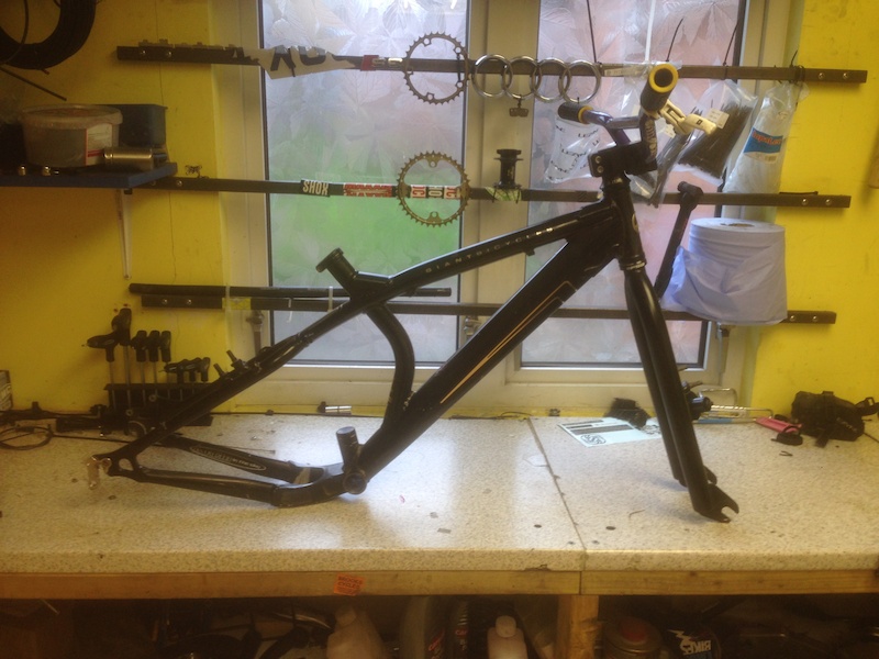 Giant acid jump/dj frame REDUCED For Sale