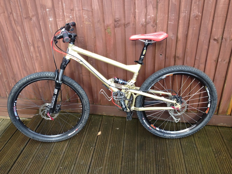 Mongoose Canaan Comp Small with Fox R shock For Sale