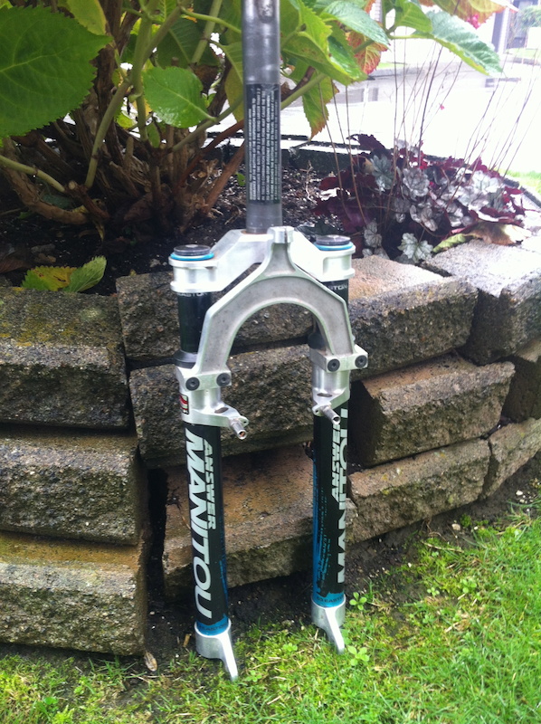 Answer manitou fork. VINTAGE For Sale