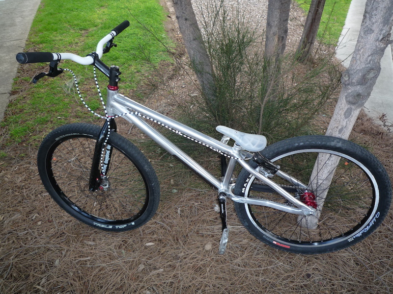 2013 INSPIRED HEX 26" STREET TRIALS BIKE. For Sale