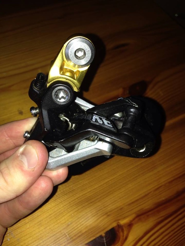 Shimano Saint Rear Derailleur (Short) and Shifter, RH, 9 spe For Sale