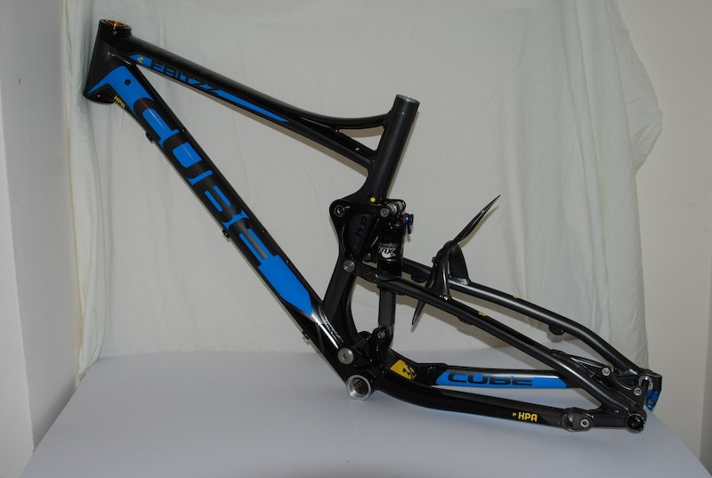 2012 Cube Fritzz Frame - Medium (Inc Post & Fees) For Sale