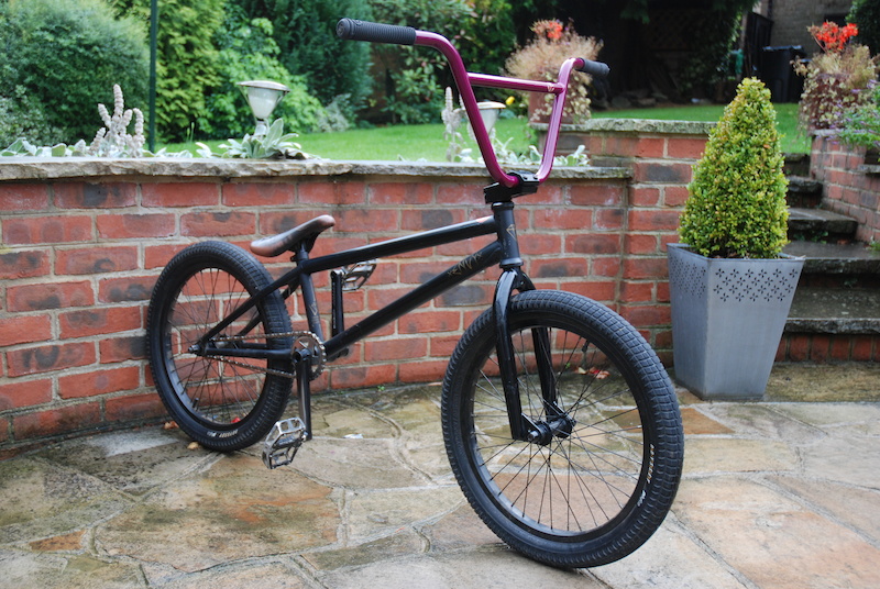 2011 WeThePeople Envy frame WITH Odyssey BB For Sale
