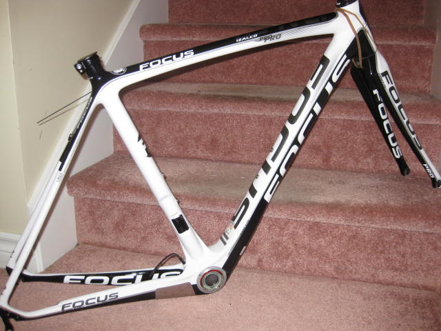 2013 New Focus Izalco Pro carbon road frameset. 52cm. For Sale