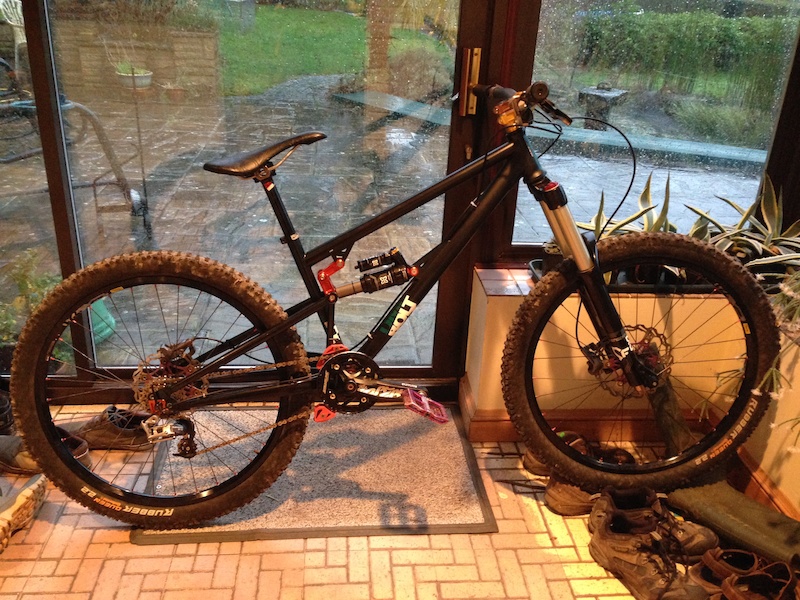 2013 DMR Bolt full bike. High spec! Christmas bargain For Sale