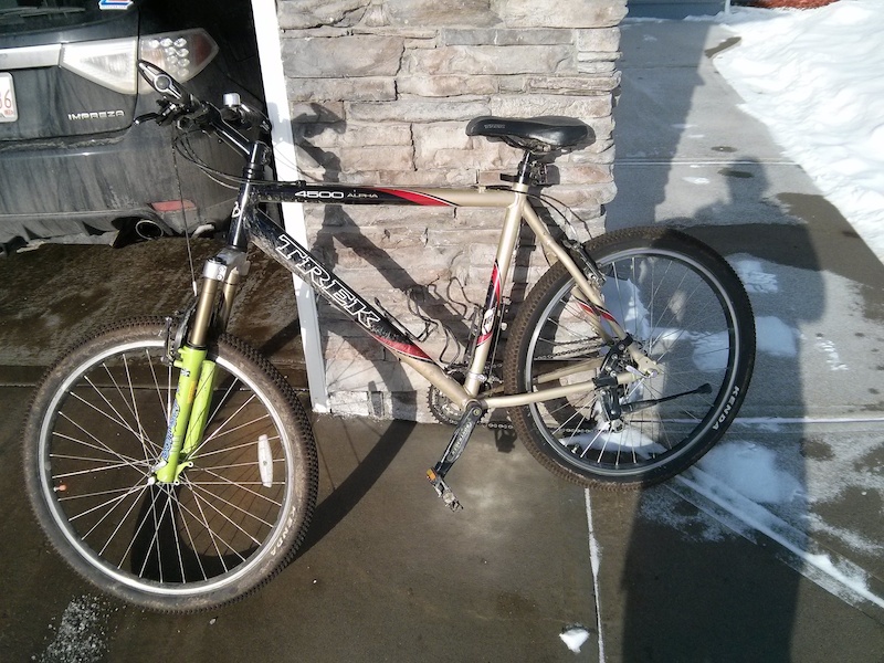 2000 20" Trek 4500 For Sale