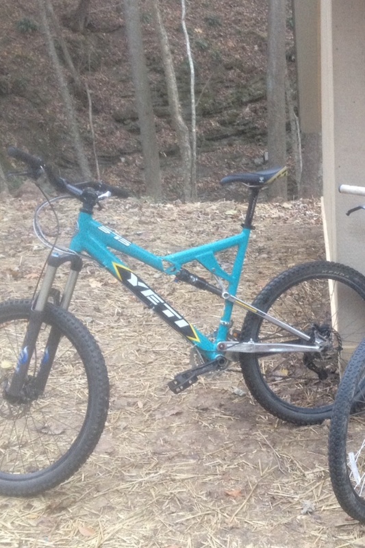2007 Yeti 575 (Size LARGE) For Sale