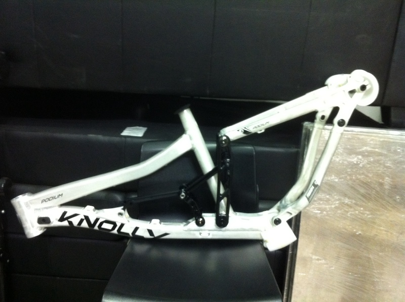 Knolly Podium (Brand New) - Large For Sale