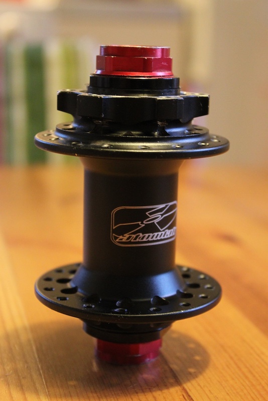 Atomlab Aircorp 20mm front hub. For Sale