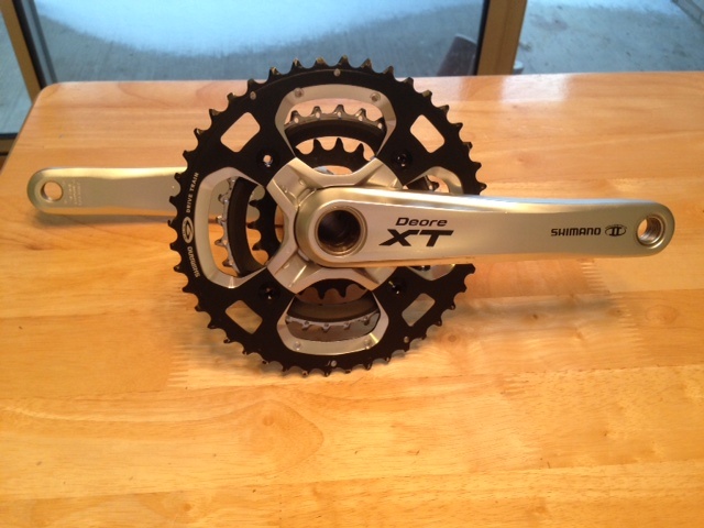 Shimano XT crankset w/BB M770 For Sale