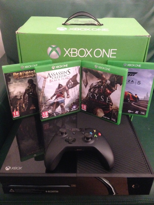 Xbox one plus 4 games!! ONO For Sale