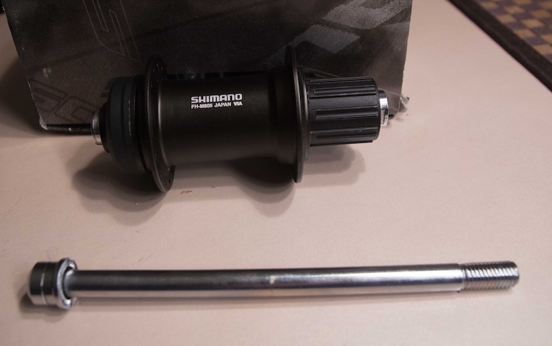 Shimano Saint Rear Hub 32H - price drop For Sale