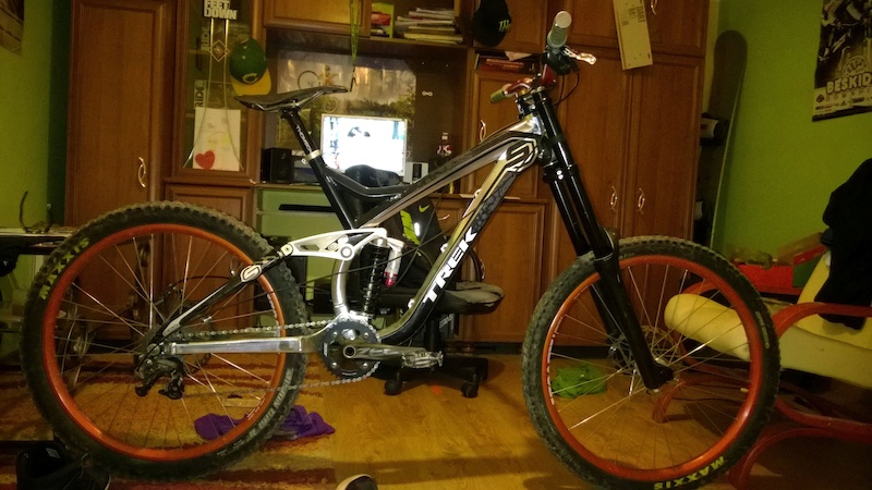 2009 Trek Session 88 + 888RC3 Evo + R0 For Sale