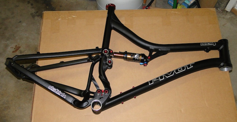 2012 Pivot Mach 4 (26er) in Black Anodize (XL) (NOS) For Sale
