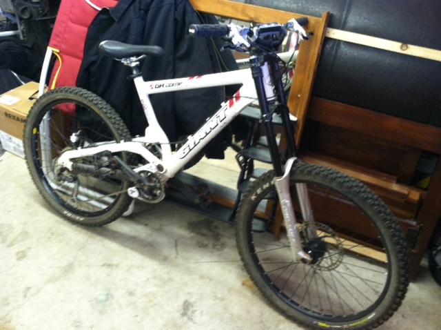 GIANT DH Comp For Sale