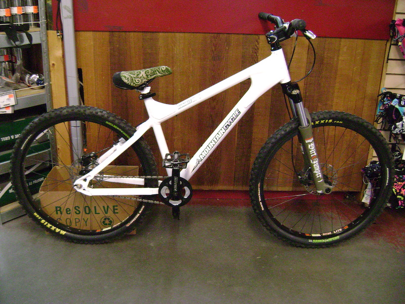 Mountain Cycles Rumble Mountain Bike For Sale