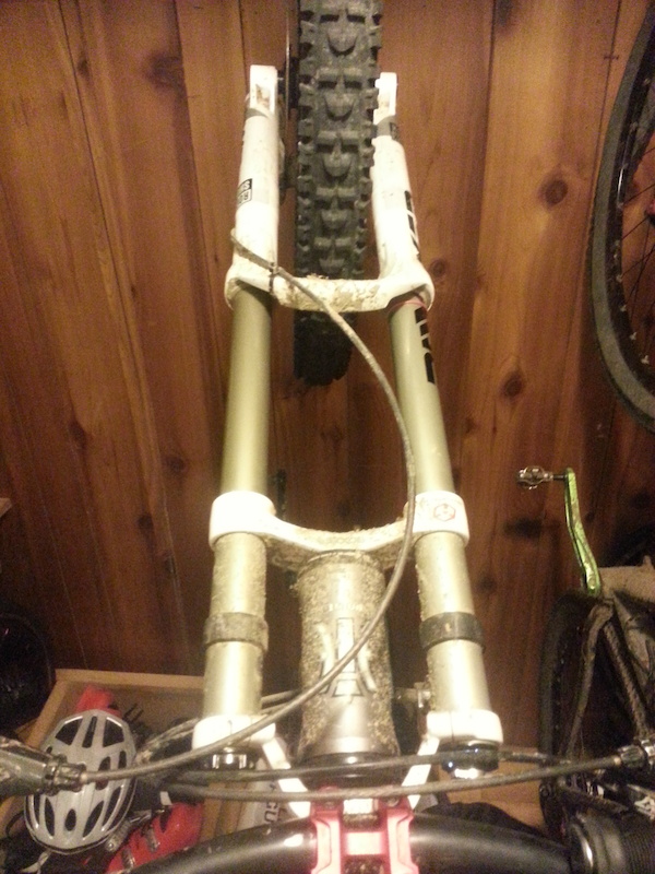 2012 rockshox boxxer r2c2 in white For Sale