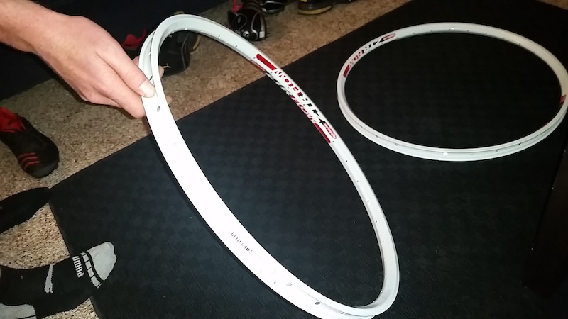 Stan's ZTR Flow White 26" 32H Rims *Brand New For Sale