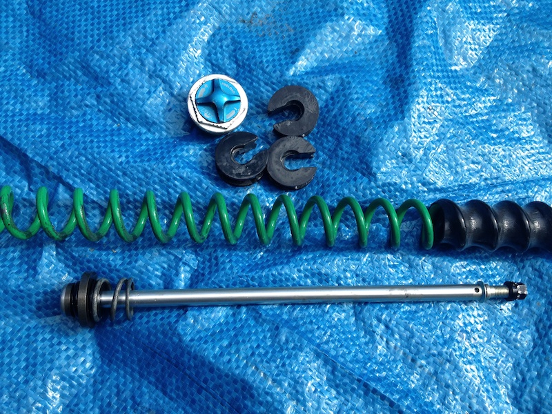 Fox 40 complete coil side internals assembly For Sale
