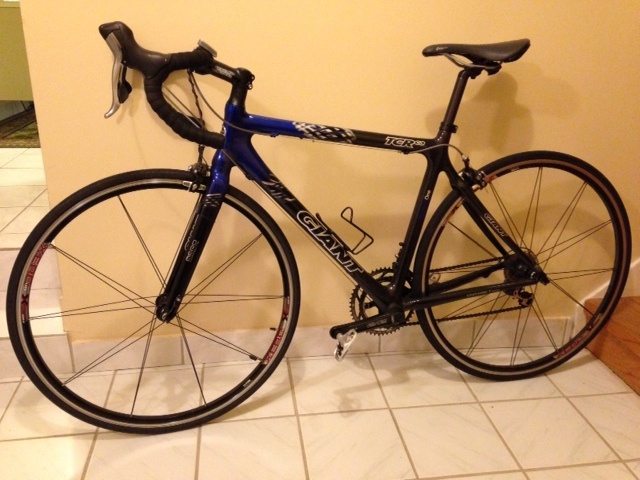 2011 Giant TCR C3 Road Bike For Sale