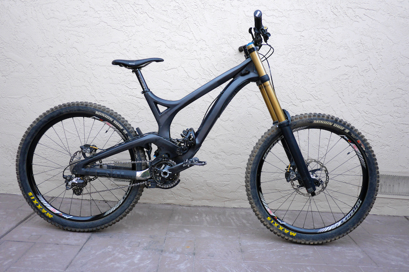 2013 Evil Undead Large For Sale