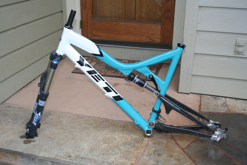 2010 Yeti 575 XL w/ Fox Float 32 (and some components) For Sale