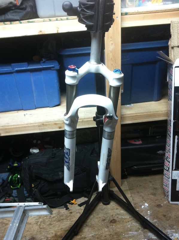 2011 Fox Float 32 RL 26" 9mm QR For Sale