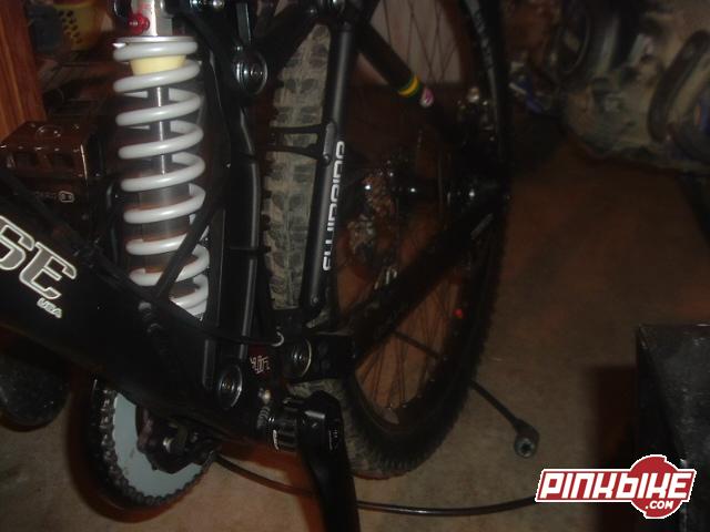 2006 Fifth Element 9.5" x 3.0" shock For Sale