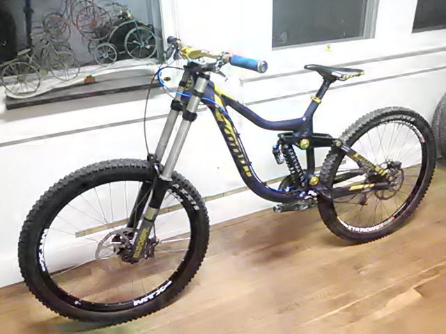 2012 Kona Operator size Medium For Sale