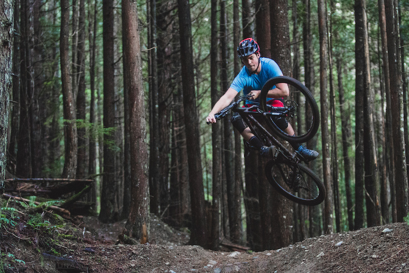 Video: Trail Riding in the Sea to Sky - Pinkbike