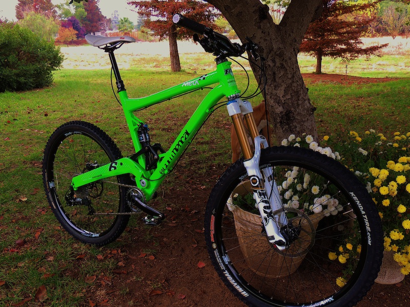 2011 Commencal Meta 6 VIP For Sale
