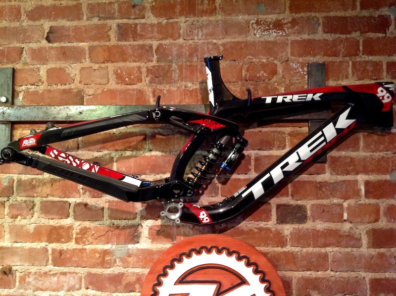 2012 Trek Session 9.9 For Sale