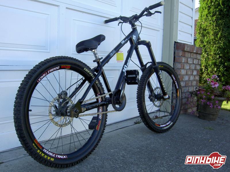 04 243 racing frame w/05 66vf and 06 dbltracks FIRST OFFER!! For Sale