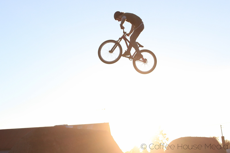 End of Days at Aptos Post Office Jumps - Pinkbike