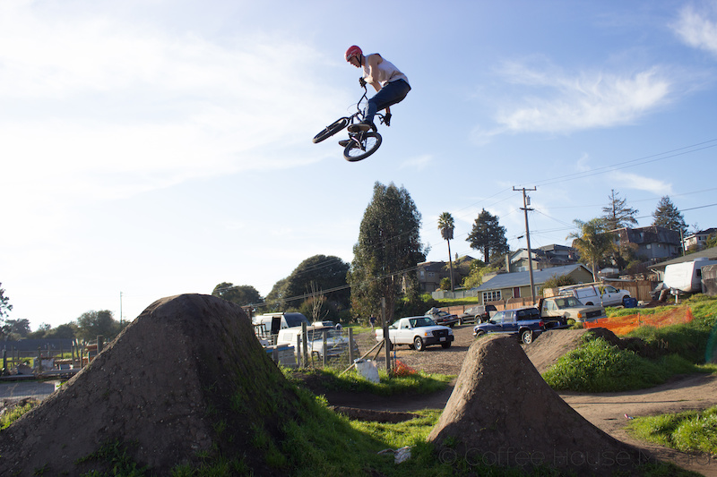 End of Days at Aptos Post Office Jumps - Pinkbike