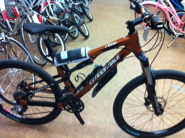 2009 MINT Cannondale Rize-120-5 small/upgraded stan's 355 wheels For Sale