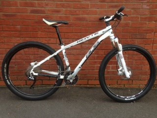 2014 Whyte 806 Womens Geometry Small Frame MTB For Sale